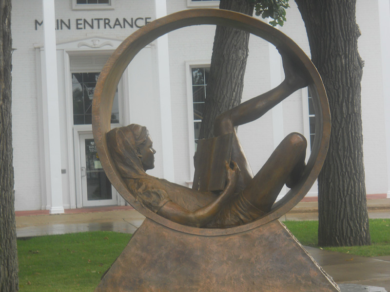 Former teacher Kay Sloan honored for statue donation - NorthIowaToday.com