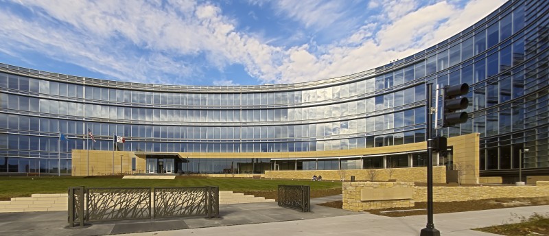 Wellmark partners with UnityPoint and Hy-Vee on new insurance plan ...