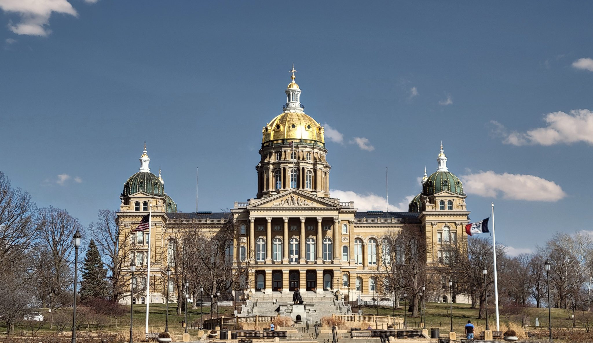 Kim Reynolds declares Iowa in great position with $1.88 billion reserve ...