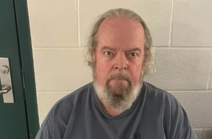 Iowa priest nabbed in Florida for molesting alter boys in the 1980's ...