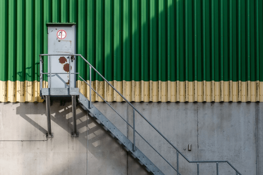 7 Reasons to Invest in High-Quality Industrial Railings ...