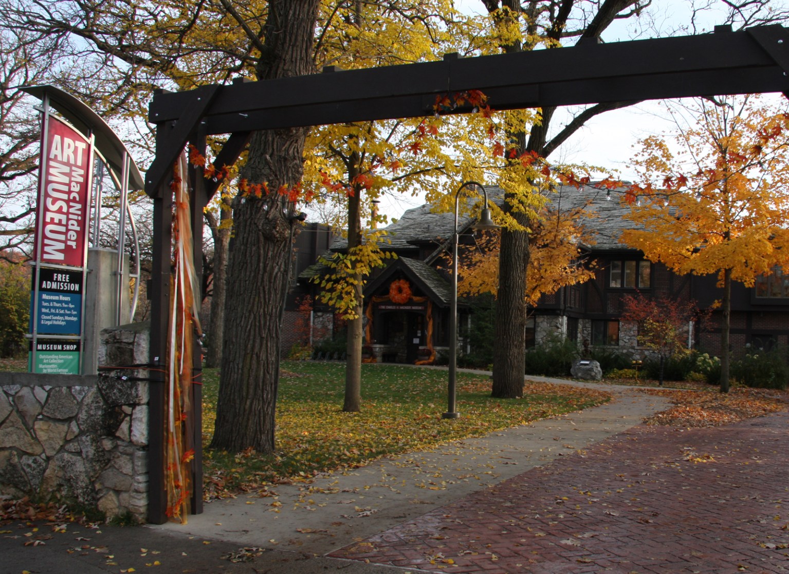 MacNider Art Museum receives grant from area questers group ...