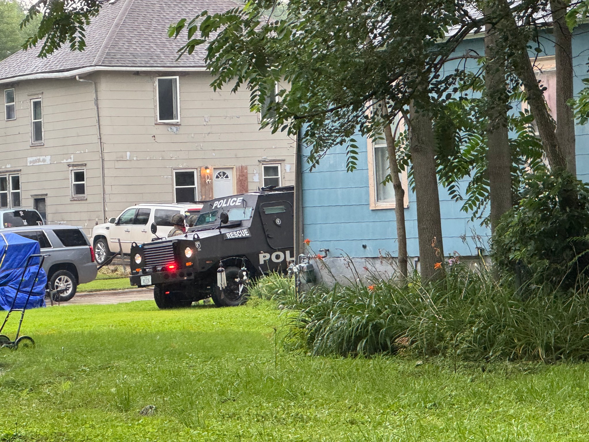 Police raid Mason City house as neighborhood startled by loud "BOOM ...